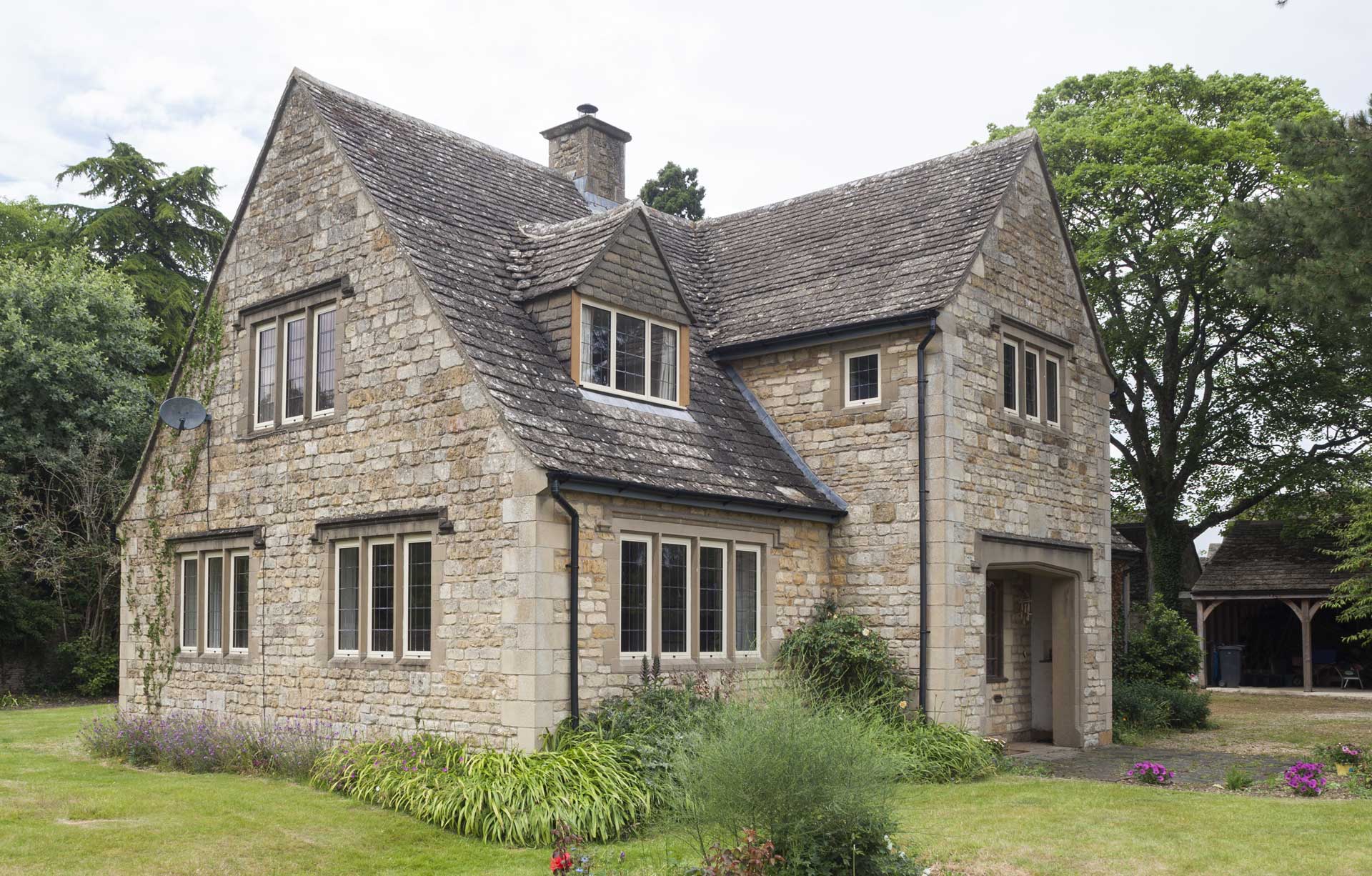 AL47 Heritage External Windows from Renka