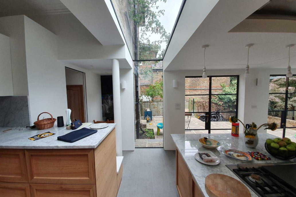 Glazed Wall & Glass to Glass Corner Windows Solutions from Renka